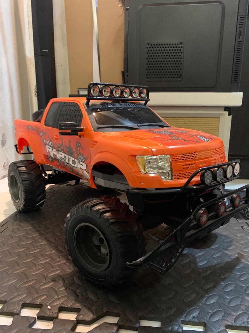 FORD RAPTOR GIANT ( remote control ) 30 inches long, Hobbies & Toys ...