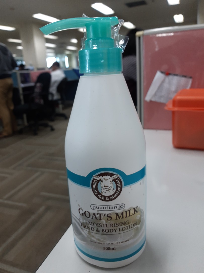 Guardian Goat Milk Lotion 500ml, Kesehatan & Kecantikan, Kulit, Sabun ...