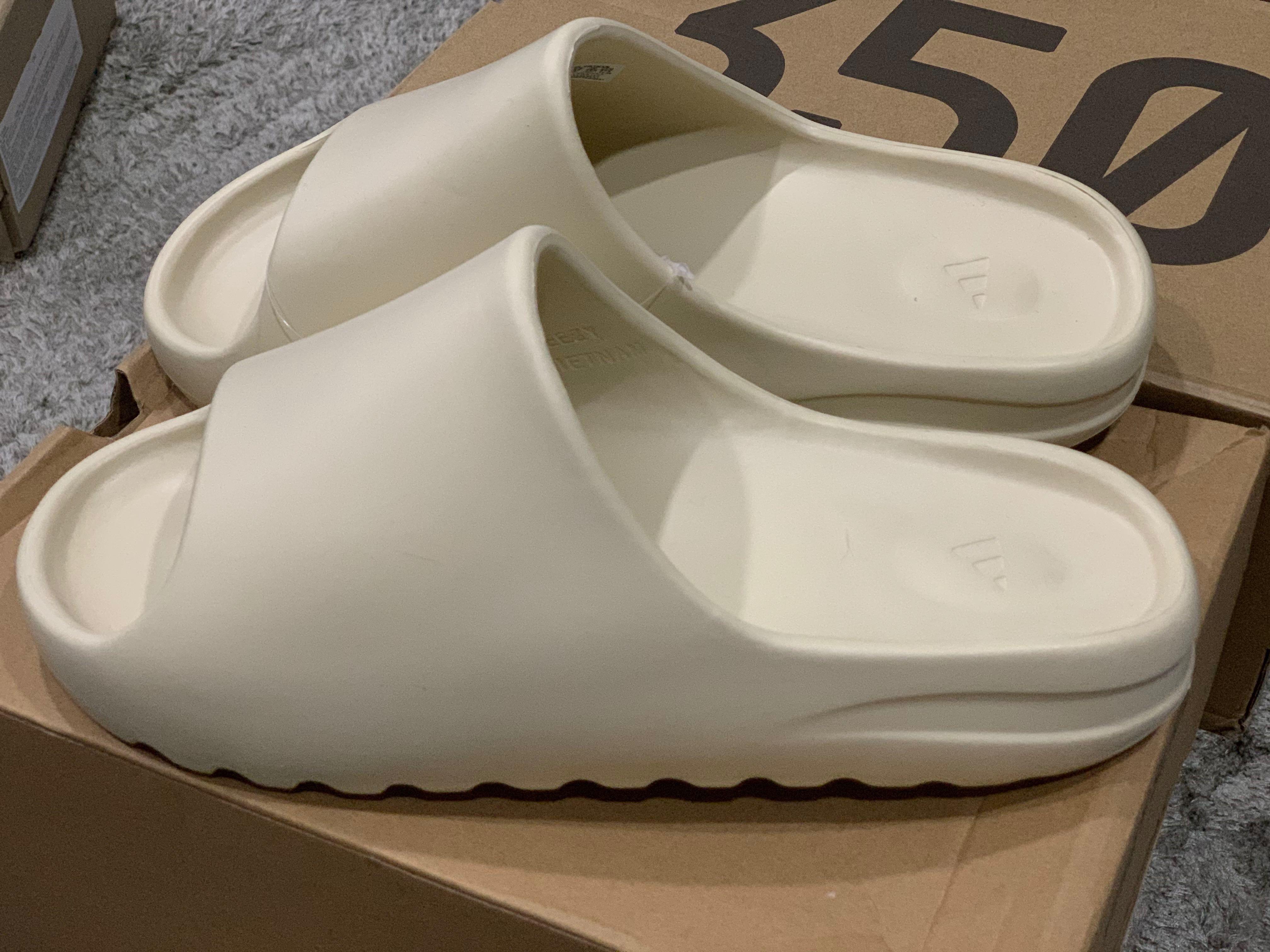 INSTOCK US 11 YEEZY SLIDE BONE WHITE Men s Fashion Footwear