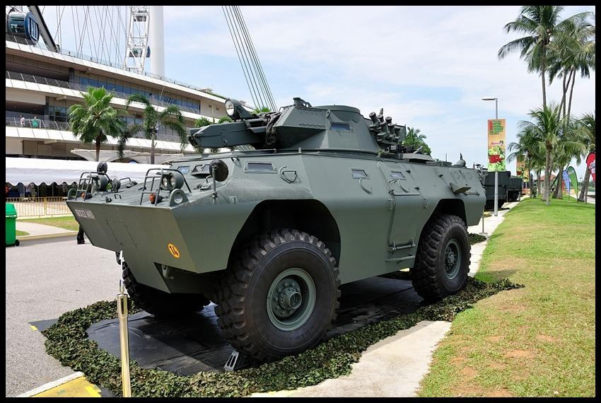 SALE 1/35 Singapore Army Cadillac Cage Commando V-150/V-200 Armored Car ...