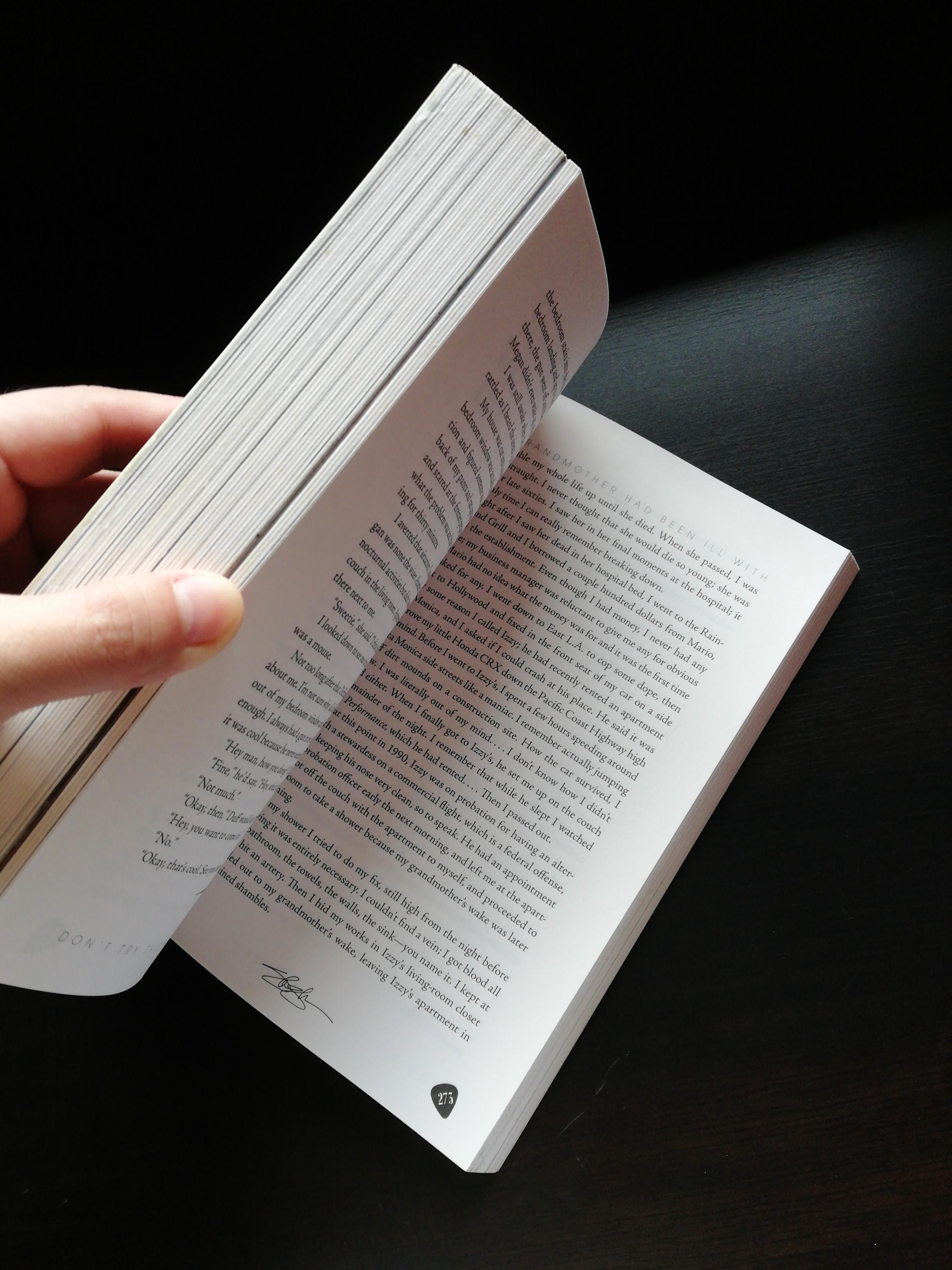 Slash Autobiography (Guns n' Roses), Hobbies & Toys, Books & Magazines ...