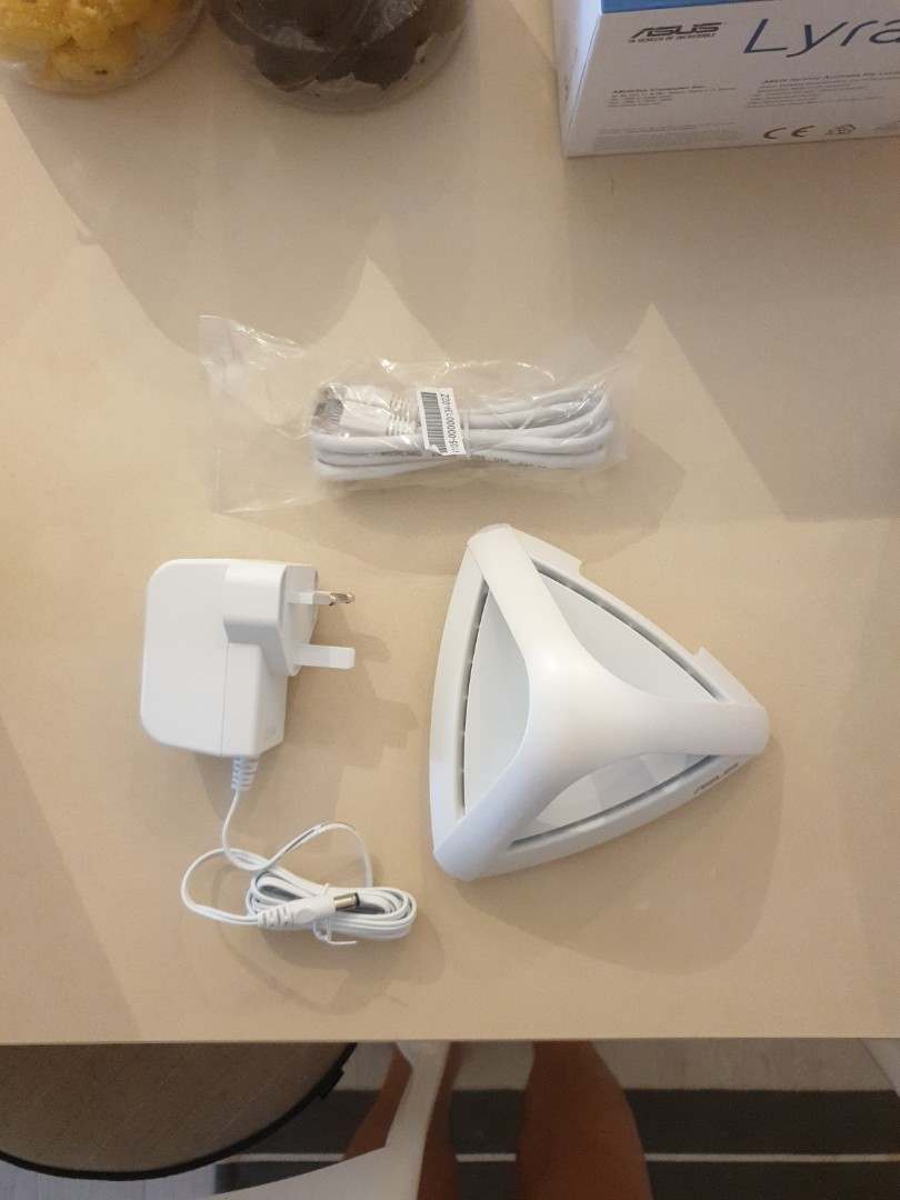 Asus Lyra Trio Hub, Computers & Tech, Parts & Accessories, Networking ...