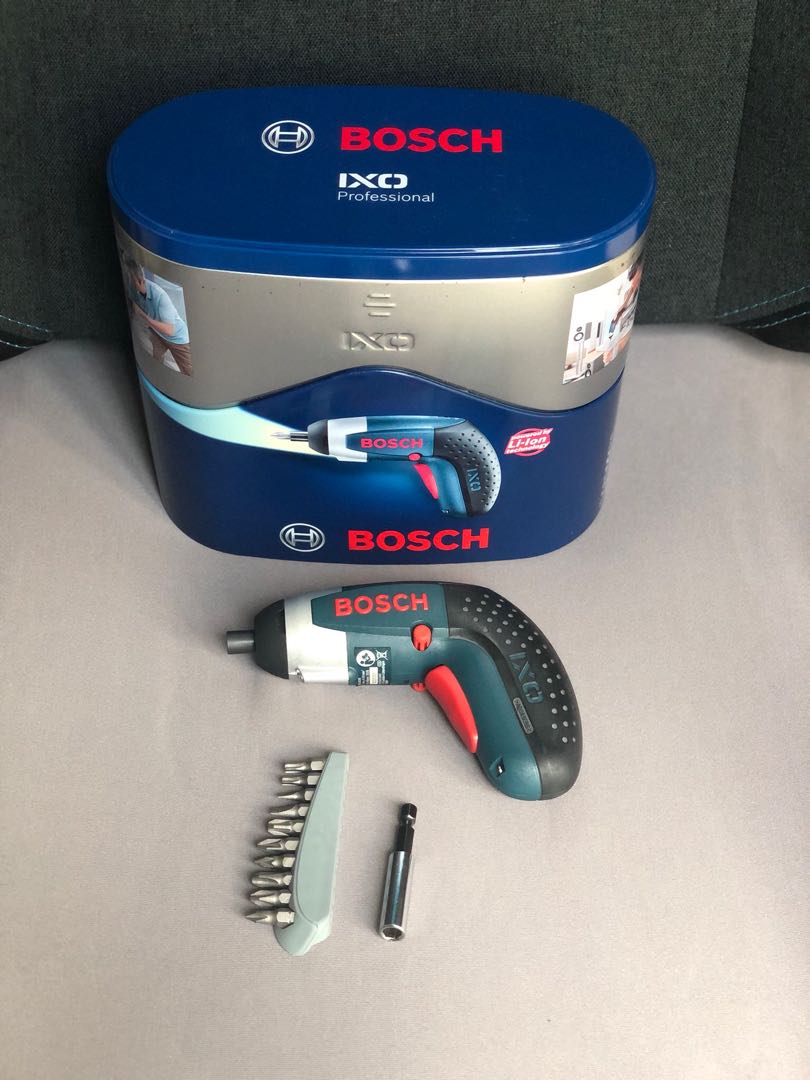 Bosch IXO III Professional 3.6v Cordless Screw Driver Set, Everything ...
