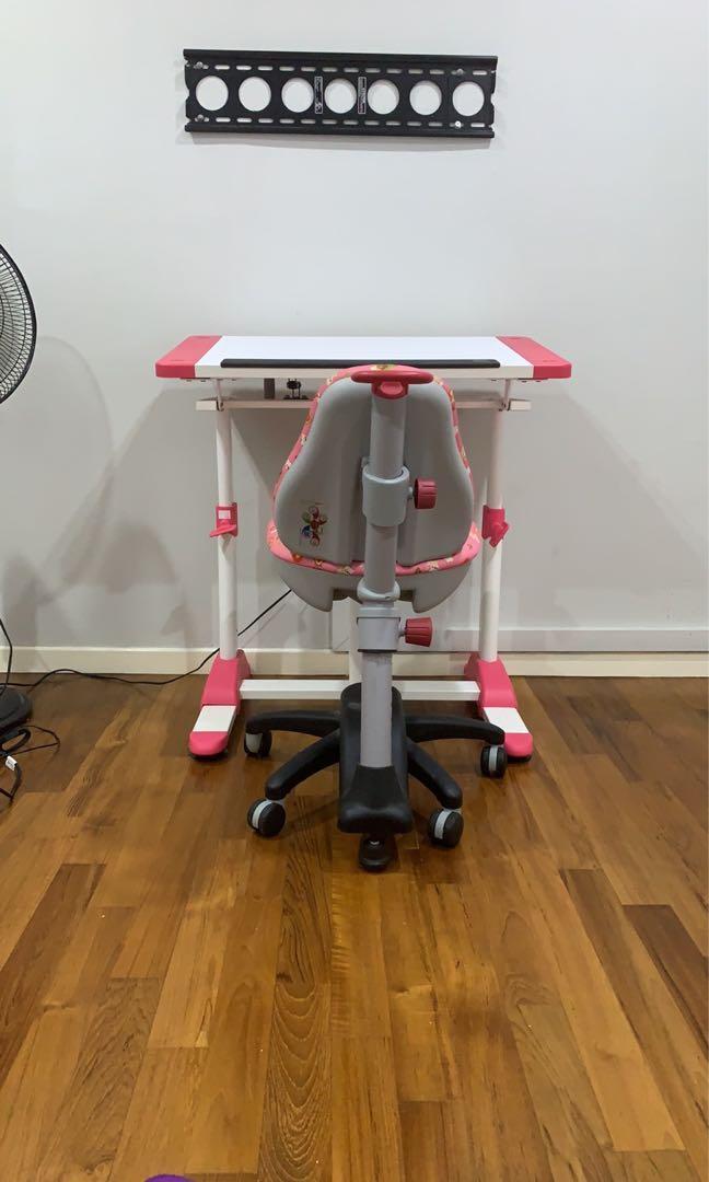 Comf-Pro Kids Ergo Chair and Study Table, Babies & Kids, Baby Nursery ...