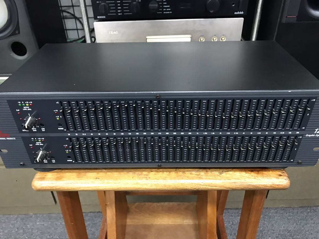 Graphic Equalizer Dbx