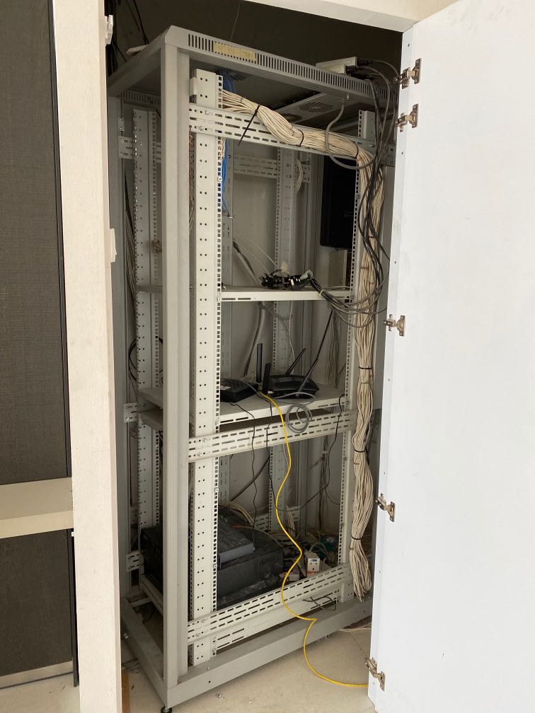 Free- Server rack, Computers & Tech, Parts & Accessories, Networking on ...