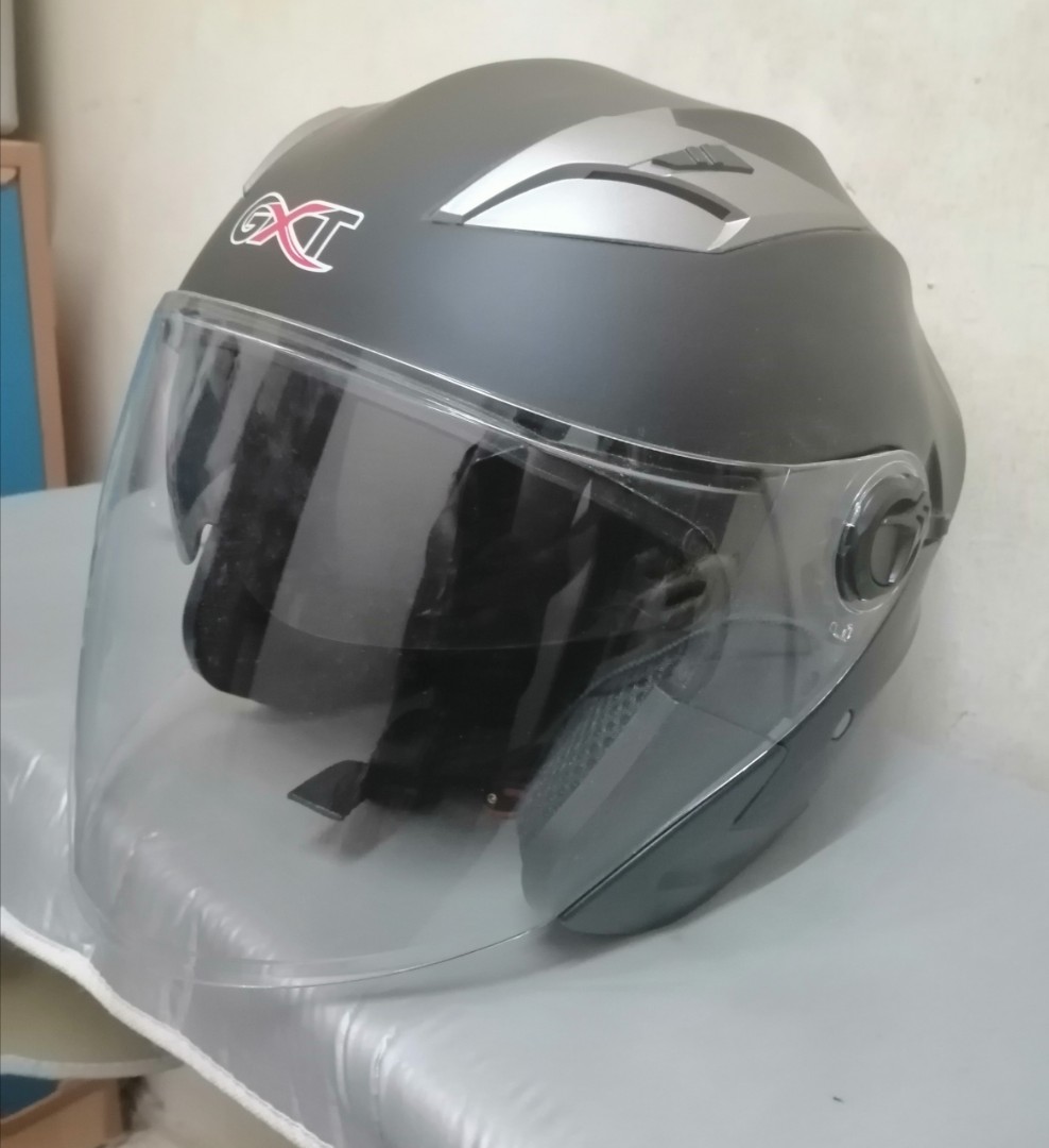 Helmet GxT, Auto Accessories on Carousell