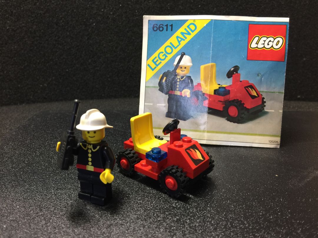 Lego 6611 Fire Chief's Car (1981年), 興趣及遊戲, 玩具 & 遊戲類 - Carousell