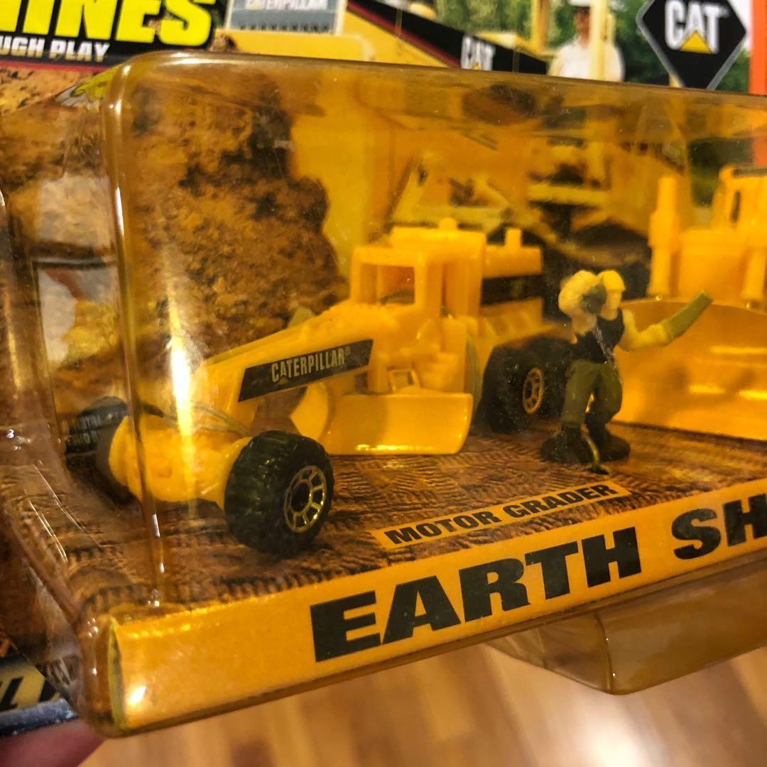 Matchbox Earth Shapers Caterpillar Bulldozer & Flame Tamers Fire Truck ...