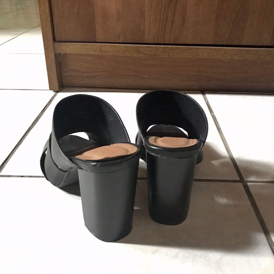 RUBI block heels, Women's Fashion, Footwear, Heels on Carousell