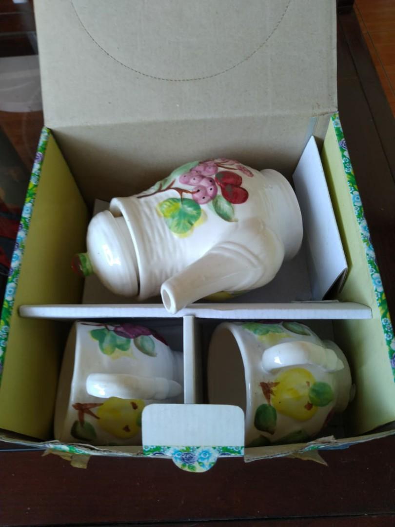 Tea set cantik, Kitchen & Appliances di Carousell