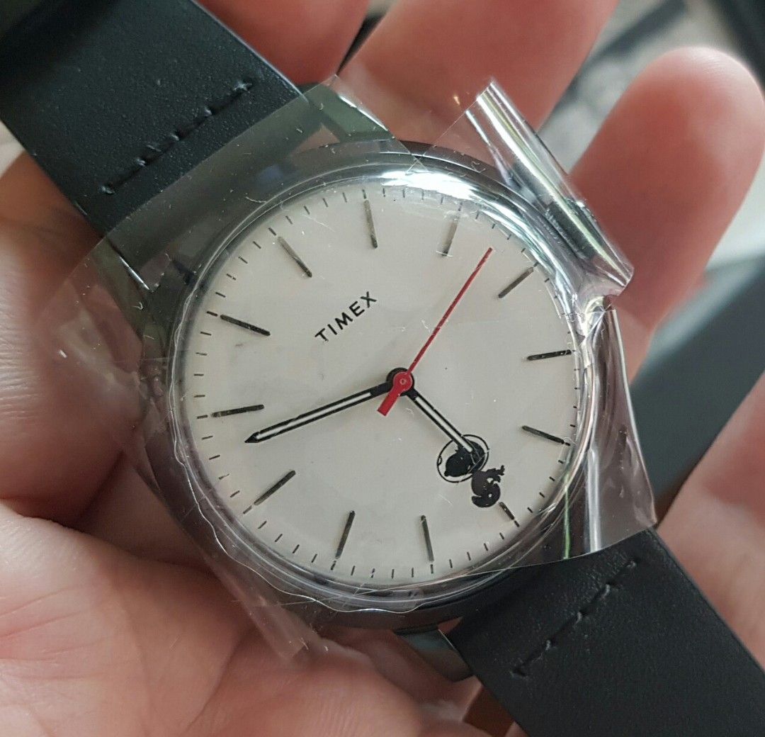 timex marlin automatic peanuts featuring snoopy space traveler ...