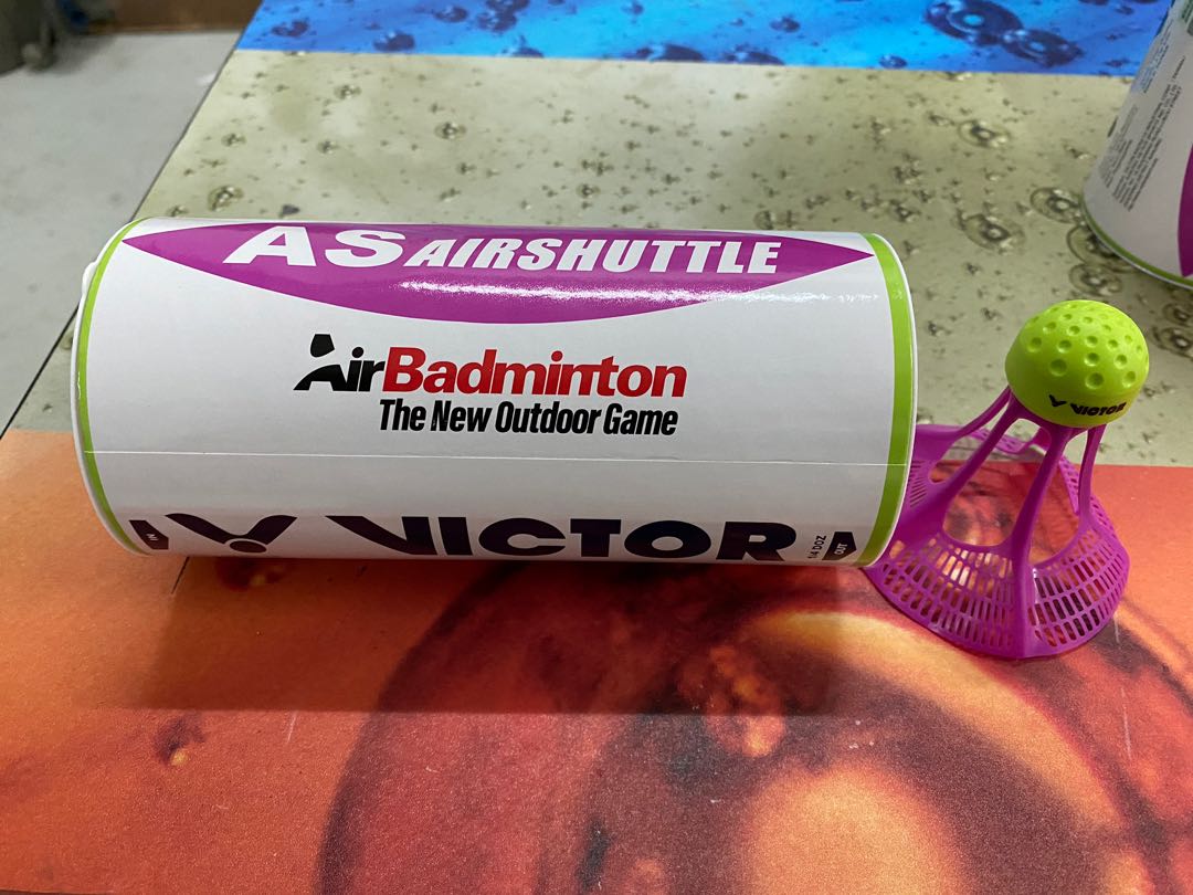Air badminton shuttle, Sports Equipment, Sports & Games, Racket & Ball ...