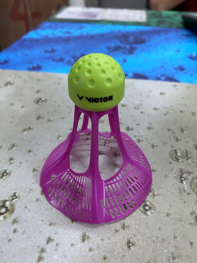 Air badminton shuttle, Sports Equipment, Sports & Games, Racket & Ball ...