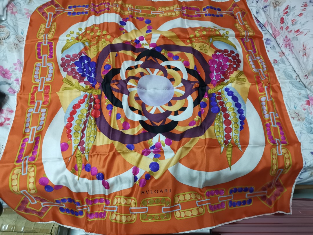 Bvlgari Nirvana Heritage Scarf, Women's Fashion, Accessories, Scarves ...