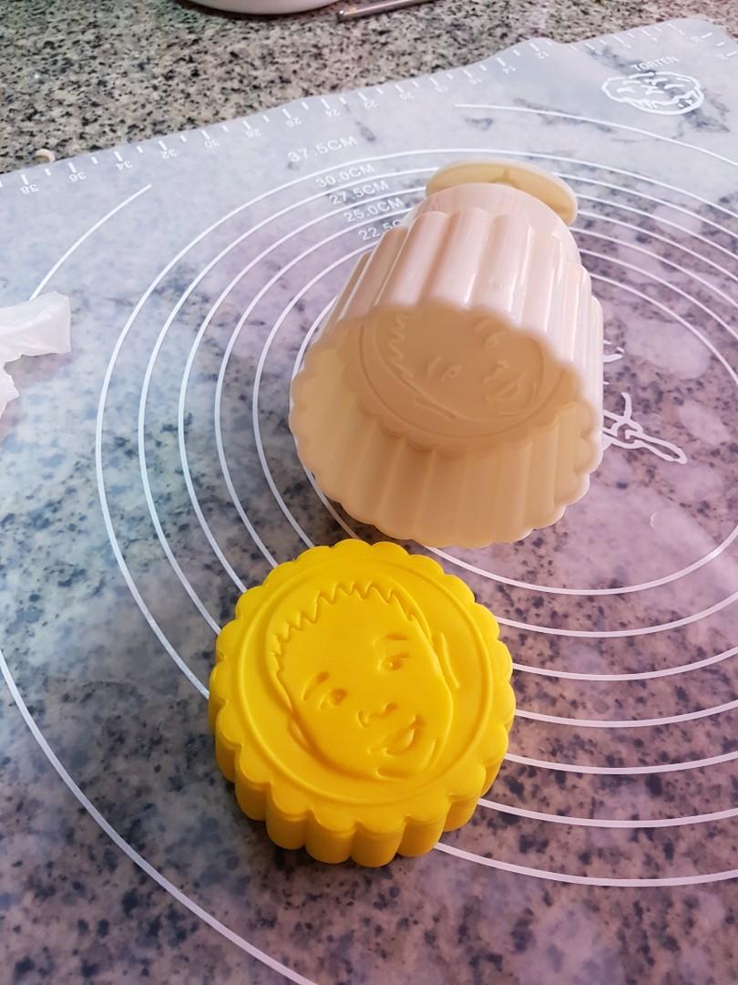Custom Portrait Face mooncake mould, Everything Else on Carousell
