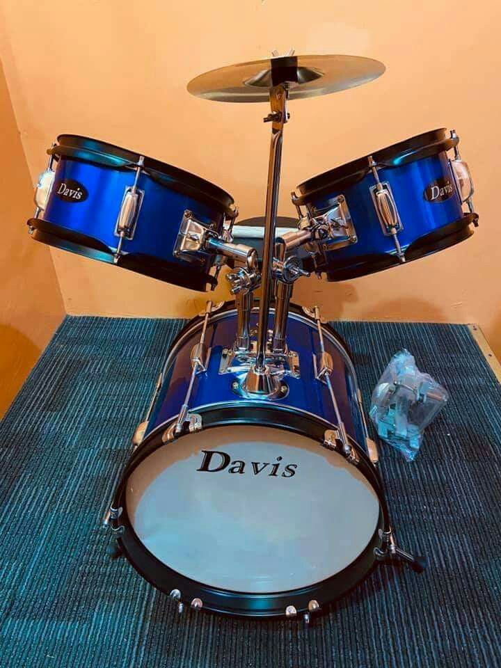DAVIS MINI DRUM SET, Hobbies & Toys, Music & Media, CDs & DVDs on Carousell