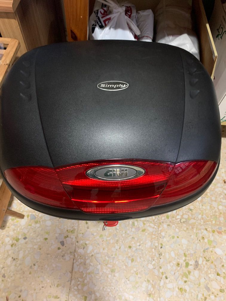 givi box, Motorcycles, Motorcycle Accessories on Carousell