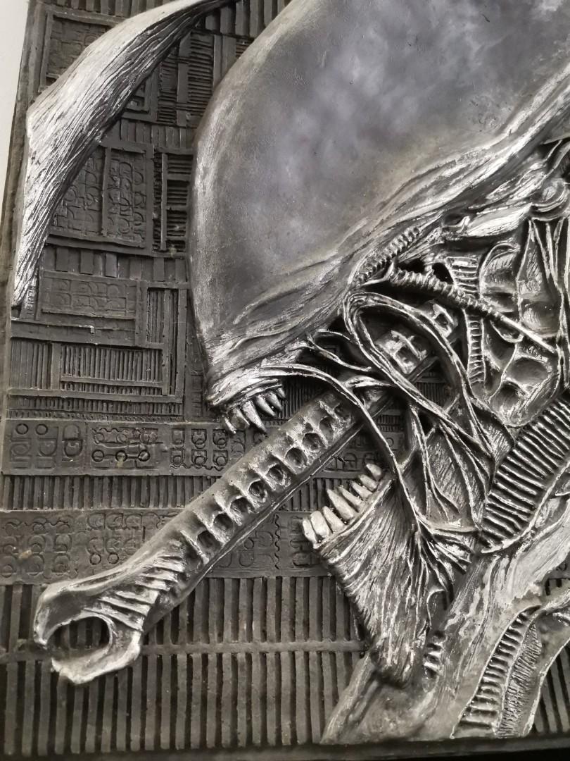 HR Giger 1979 Alien 3D Sculpture Wall Plague, Furniture & Home Living ...