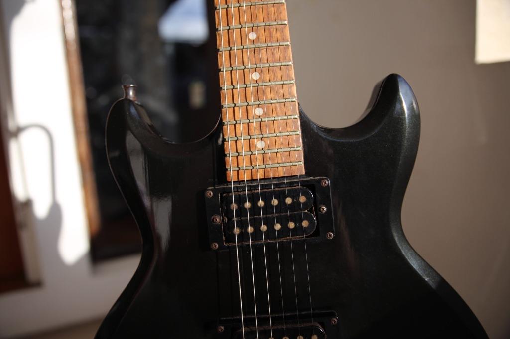 Ibanez Electric Guitar (Gio Series: GAX70), Hobbies & Toys, Music ...