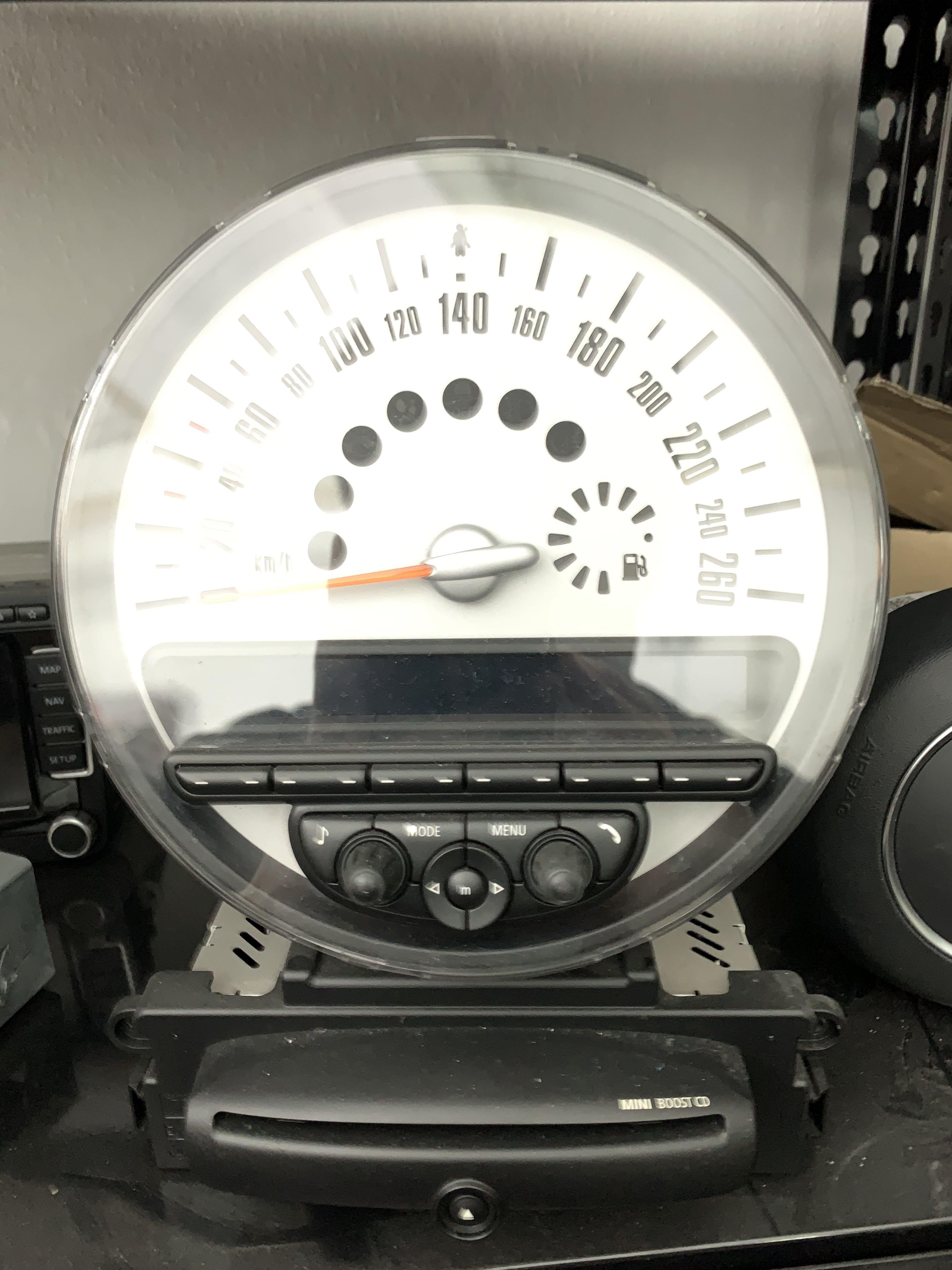Mini Cooper R56 headunit, Car Accessories, Accessories on Carousell