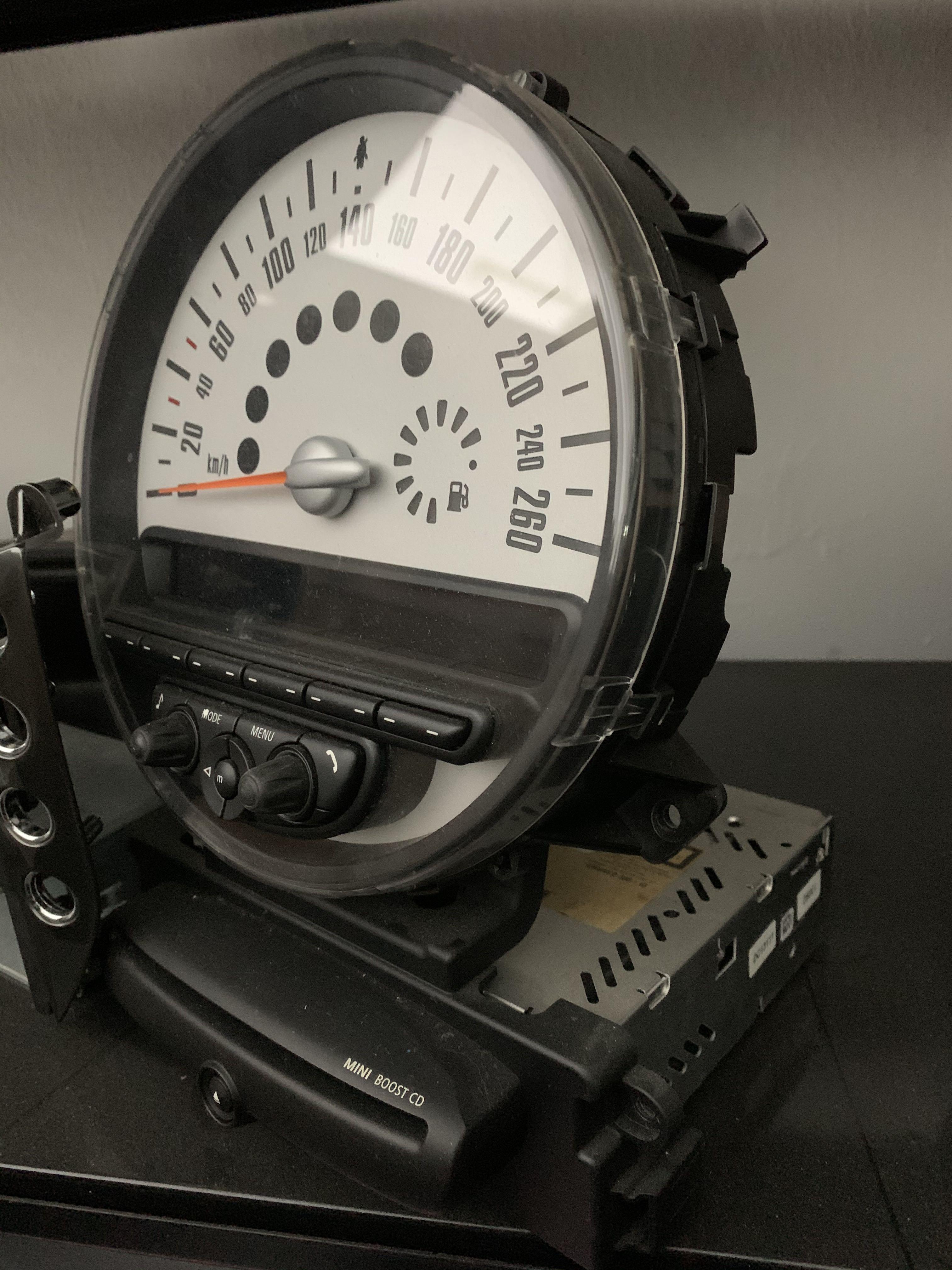 Mini Cooper R56 headunit, Car Accessories, Accessories on Carousell