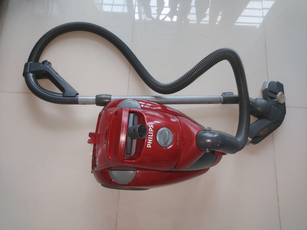 Philips FC8734 Bagless Vacuum Cleaner, TV & Home Appliances, Vacuum ...