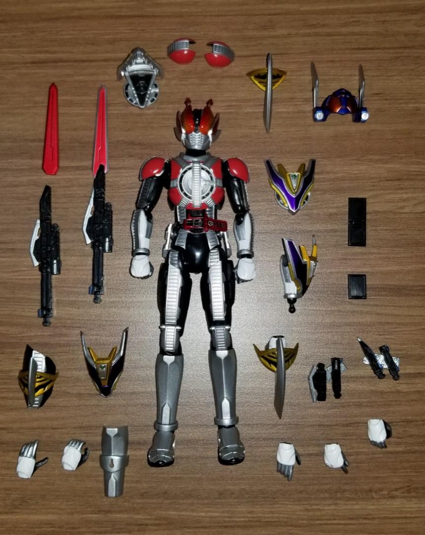 SHF Den-o Climax Form 電王高潮型態, 興趣及遊戲, 玩具 & 遊戲類 - Carousell