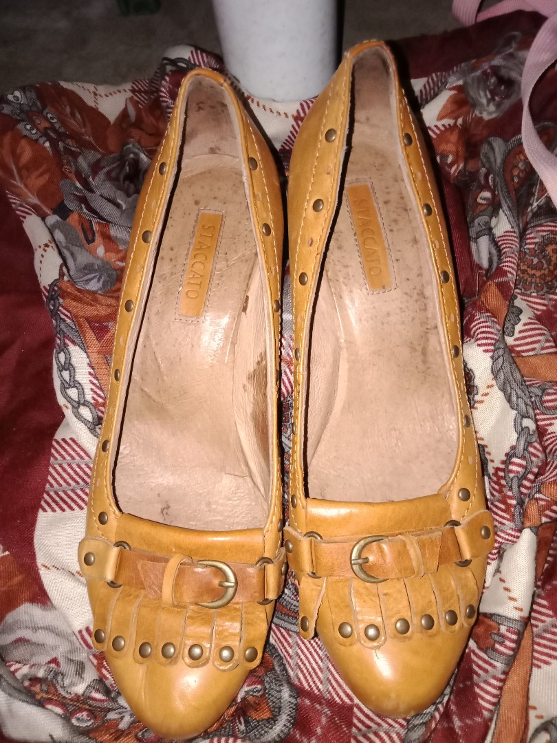 STACCATO Studded Camel Pump, Women's Fashion, Footwear, Heels on Carousell