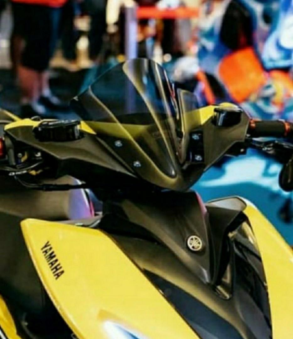 Aerox sectbill windshield, Motorcycles, Motorcycle Accessories on Carousell