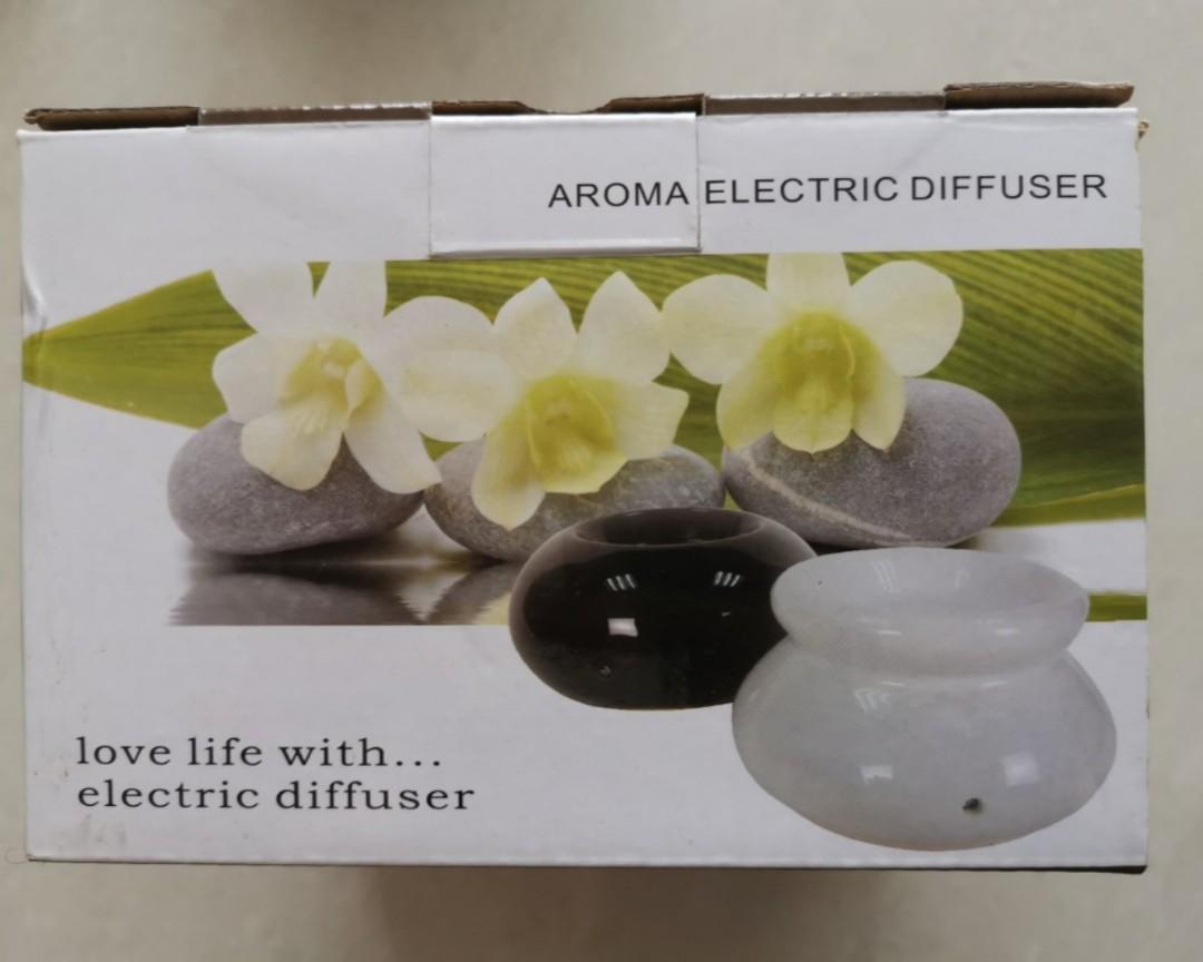 Aromatherapy Diffuser (Electric), Everything Else on Carousell