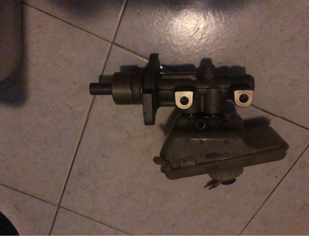 BMW E36 320i Brake Booster and master cylinder, Car Accessories ...