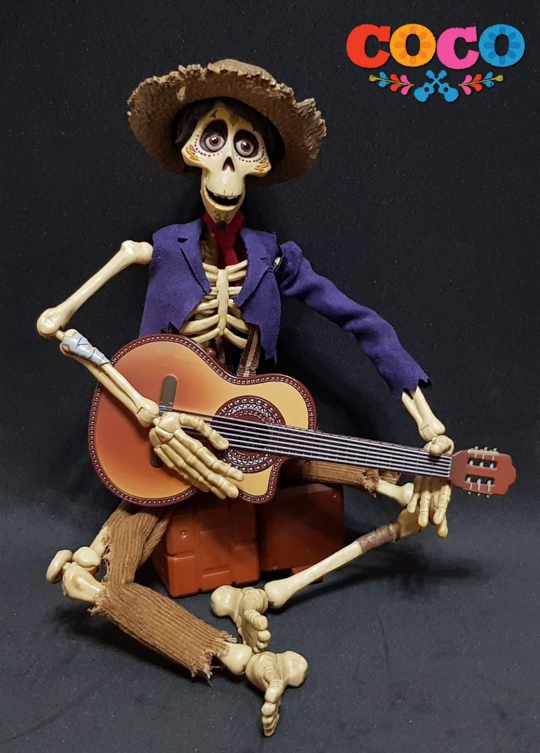 Disney Pixar Singing Fully Articulated Hector of Coco, Hobbies & Toys ...