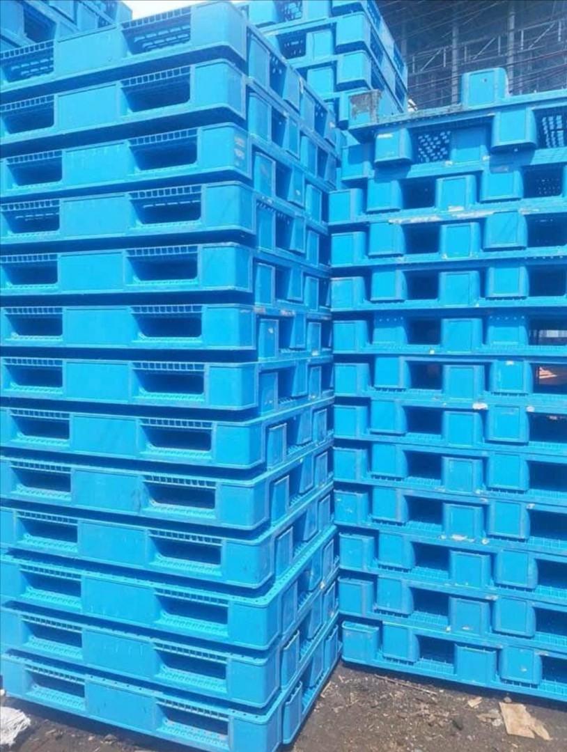 Plastic pallet paleta tarima, Commercial & Industrial, Construction ...
