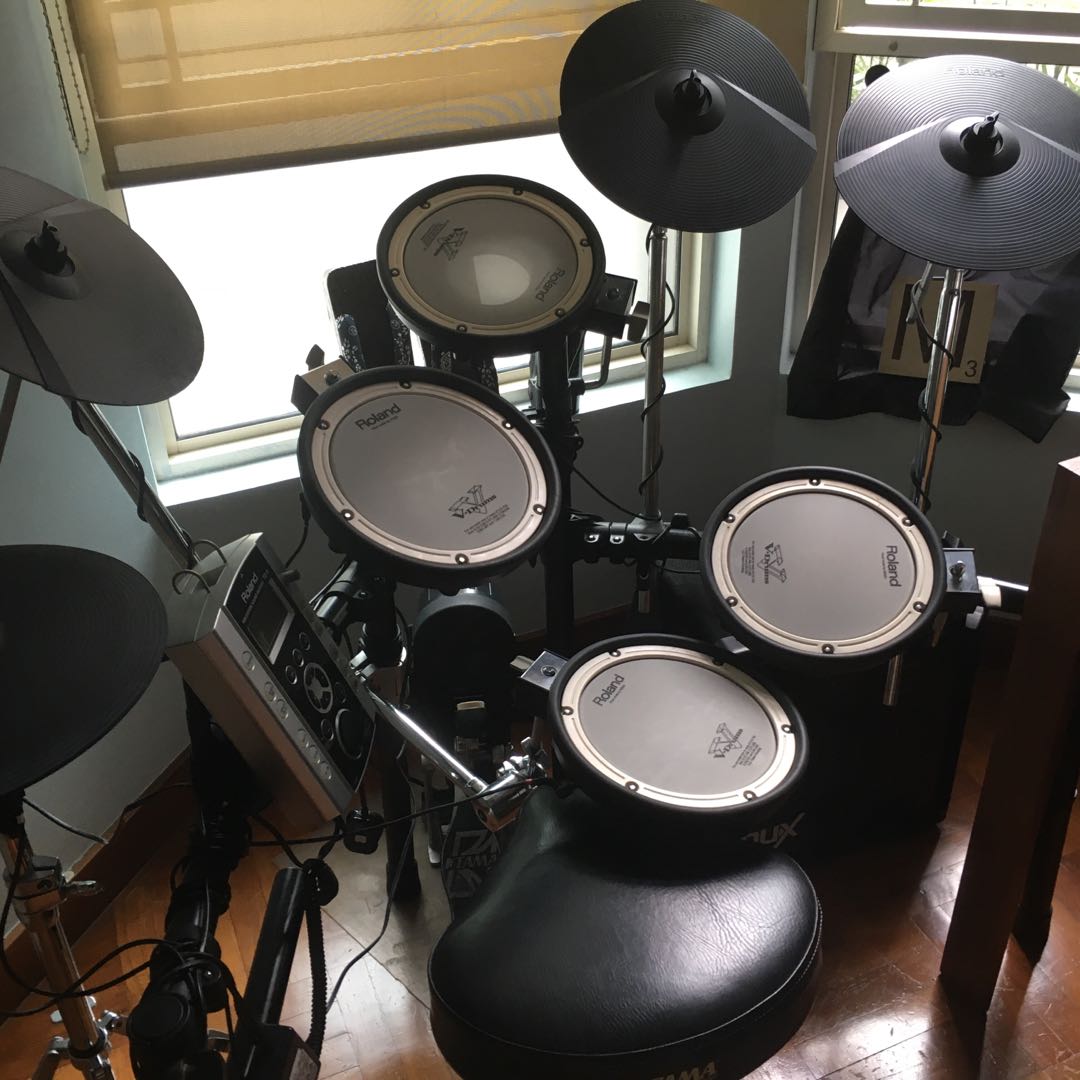 Roland Electric Drum Set, Hobbies & Toys, Music & Media, Musical ...