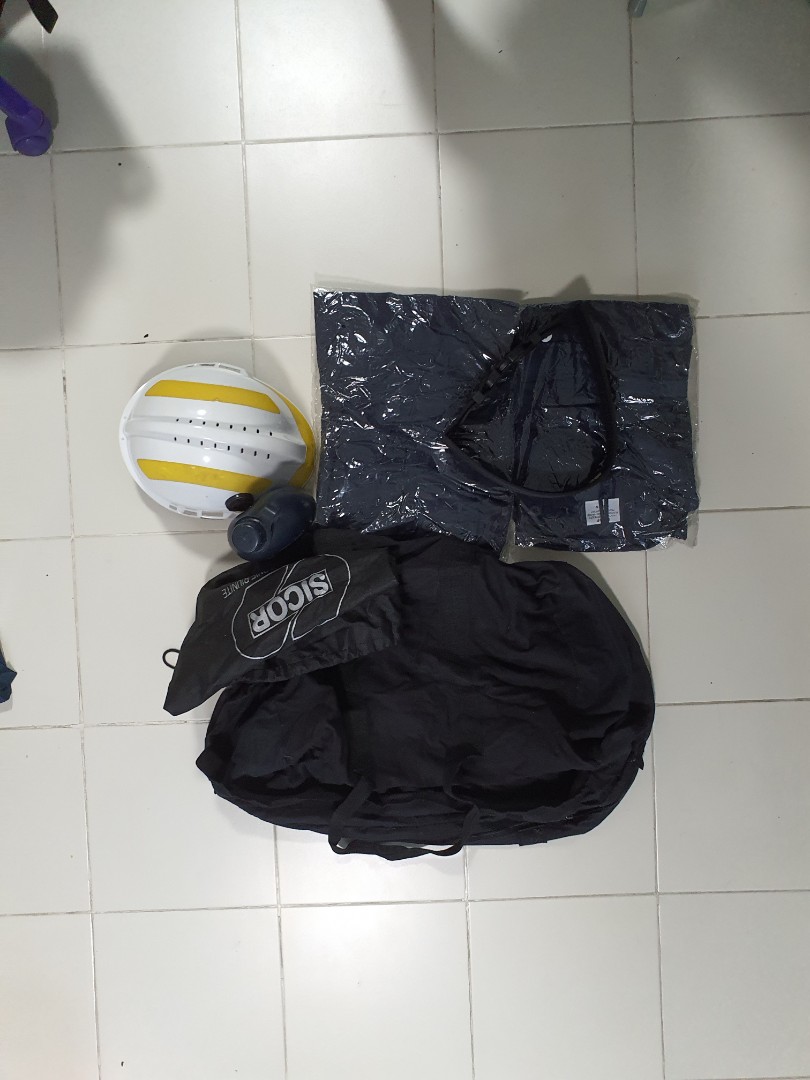 Scdf uniform,belt & helmet, Men's Fashion, Tops & Sets, Formal Shirts ...