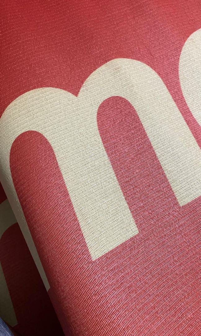 Supreme Woven Straw Mat (HK AAA), Men's Fashion, Watches & Accessories ...