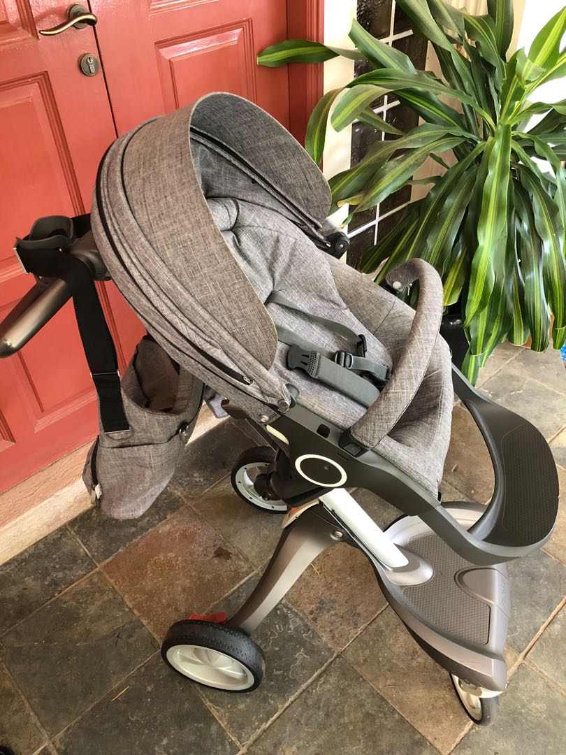 Complete Stokke Stroller Xplory with carrycot In black, Babies & Kids ...