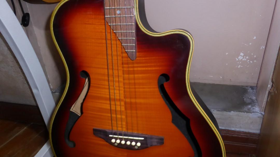 dear guitar dac 500e electro acoustic, Hobbies & Toys, Music & Media ...