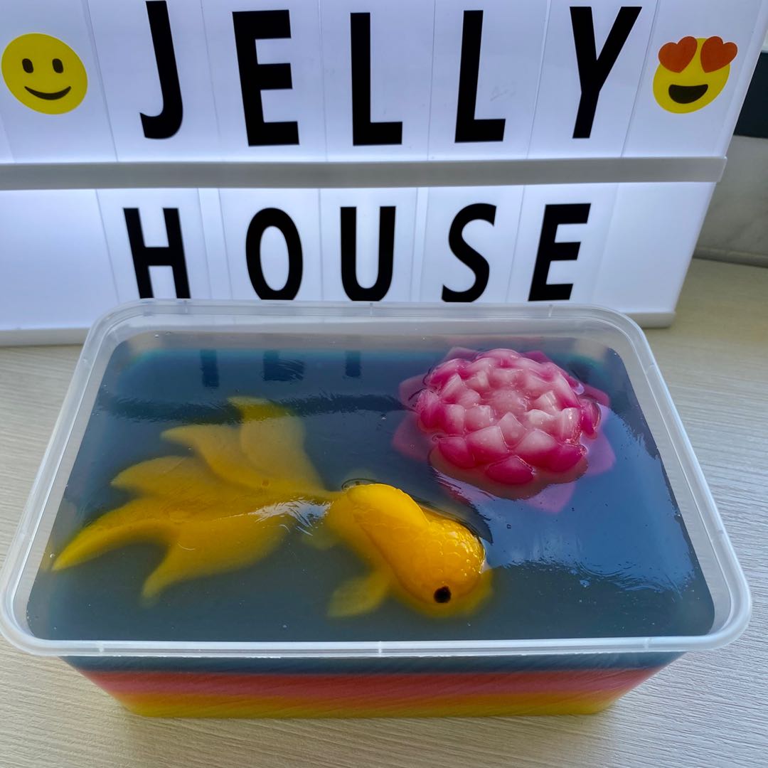 Gold fish flower jelly agar agar box, Food & Drinks, Homemade Bakes on ...