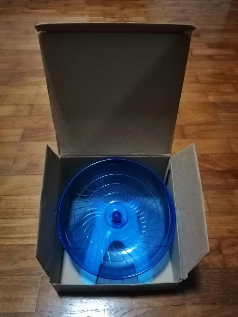 Hamster Flying Saucer Wheel, Pet Supplies, Homes & Other Pet ...