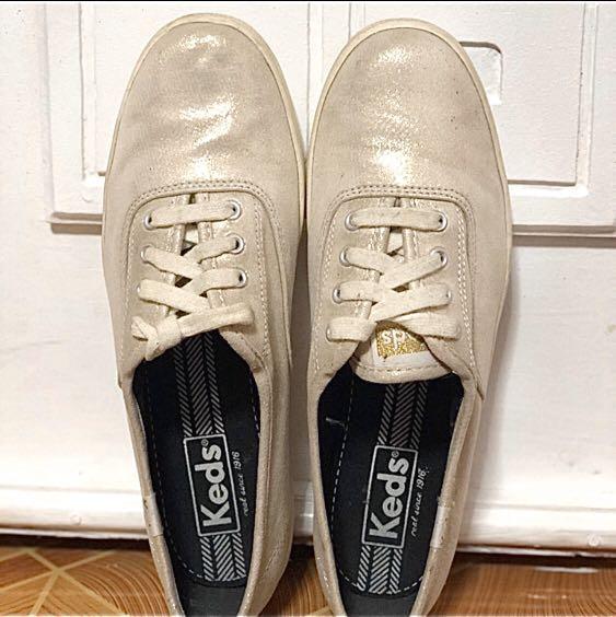 Keds Original (Gold), Women's Fashion, Footwear, Sneakers on Carousell