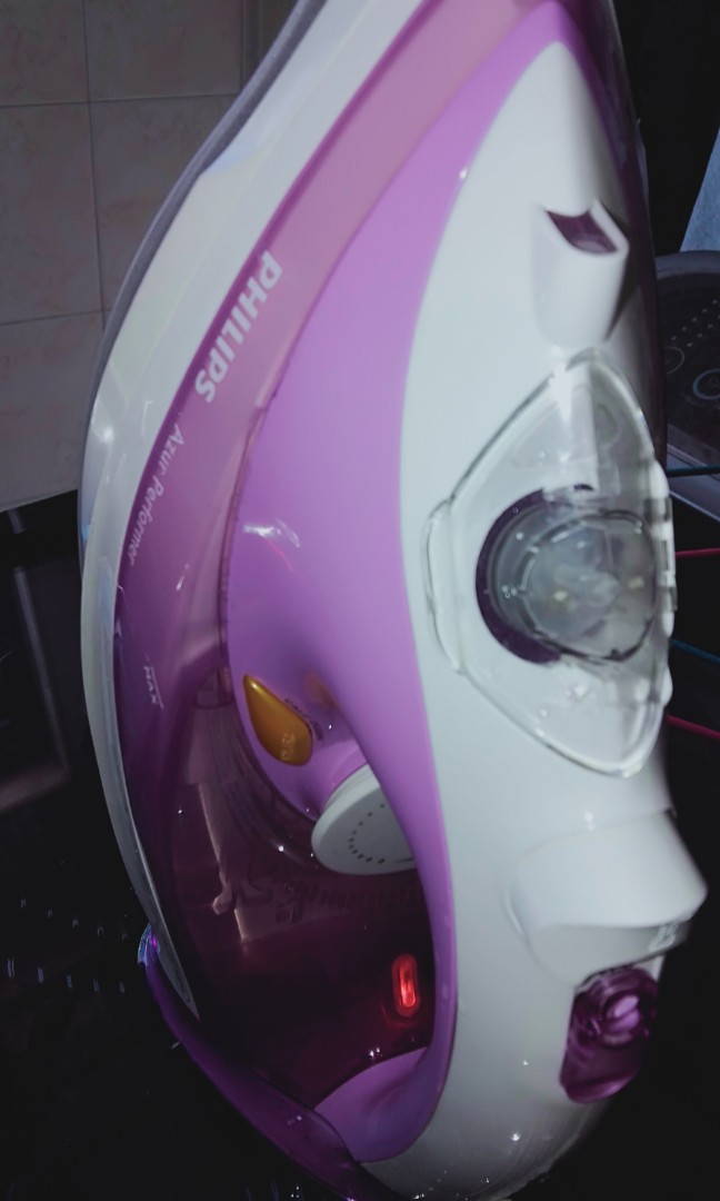Philips Azur Performer 2400w steam Iron, TV & Home Appliances, Irons ...