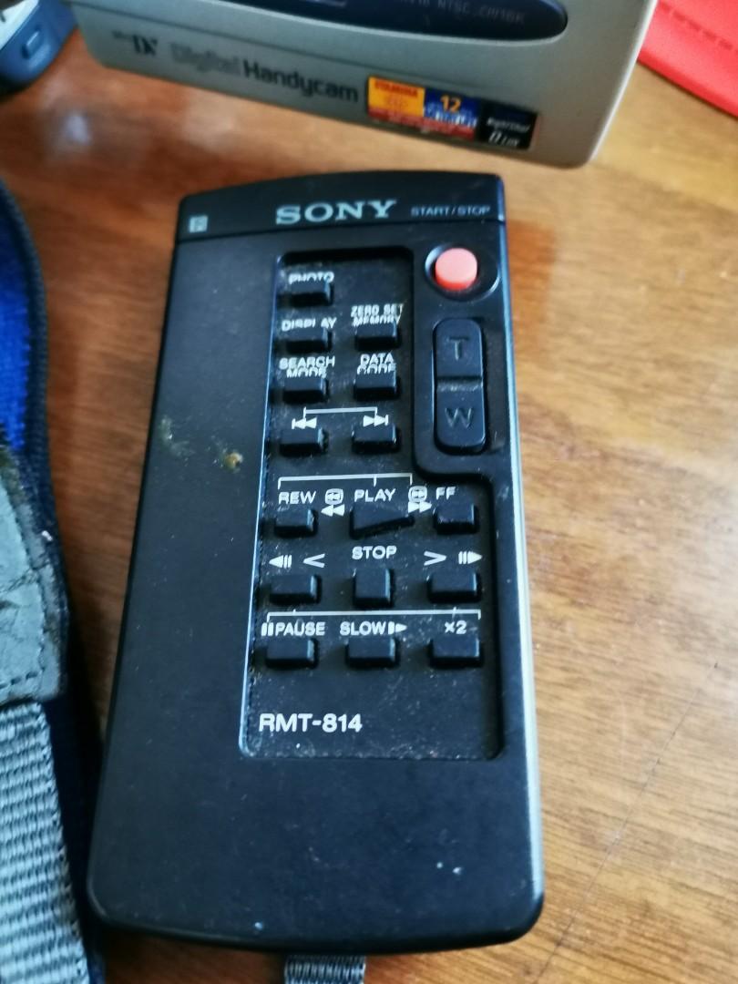 Sony DCR TRV18, Photography, Lens & Kits on Carousell