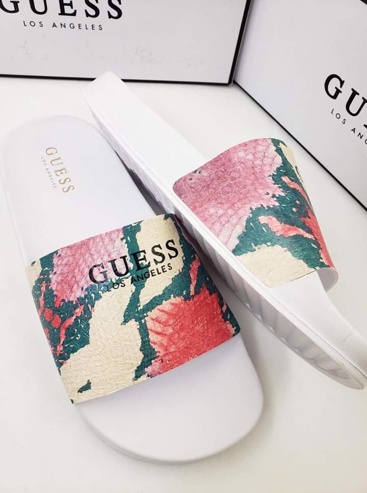 Guess Slides, Women's Fashion, Footwear, Slippers and slides on Carousell