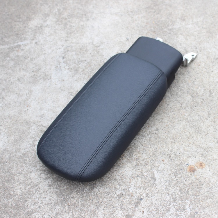 Kia K3 (2017) sliding arm rest, Car Accessories, Accessories on Carousell