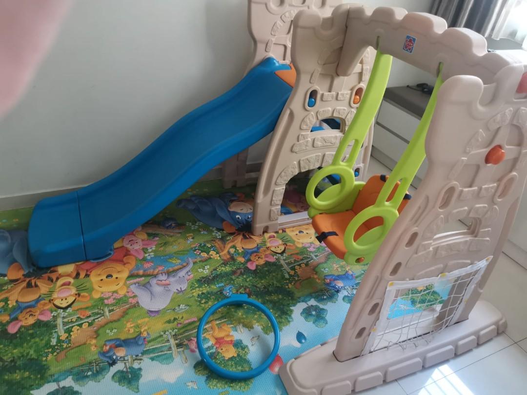 Scramble N Slide from Toys R Us, Hobbies & Toys, Toys & Games on Carousell