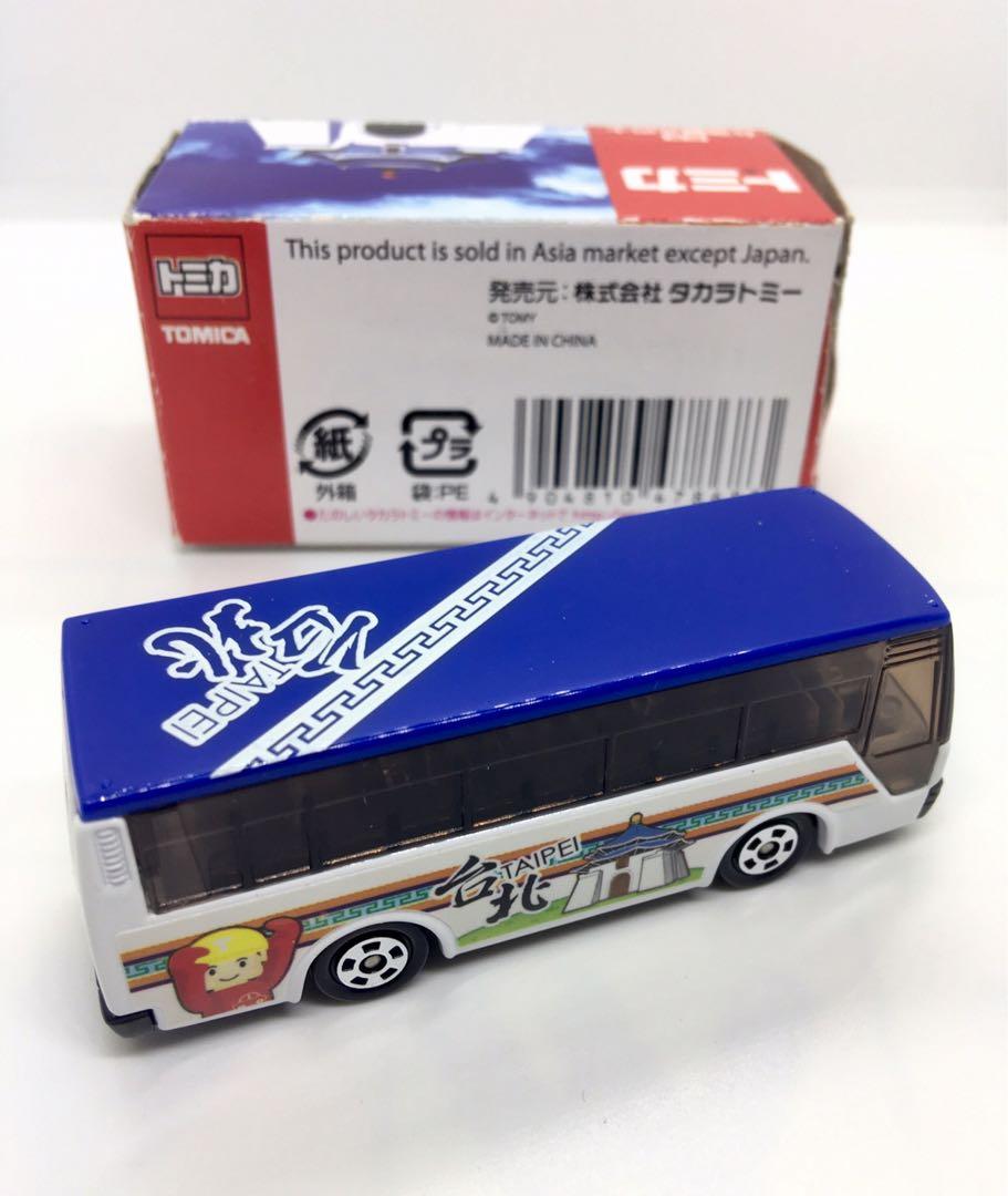 Tomica Taiwan Tourist Bus (Taipei) 台北 台灣觀光巴士, 興趣及遊戲, 玩具 & 遊戲類 - Carousell