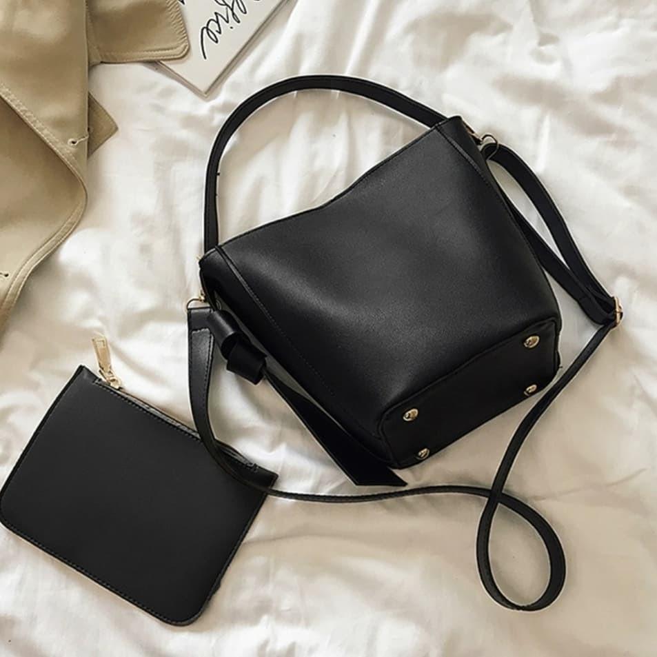 Two-way bucket bag, Women's Fashion, Bags & Wallets, Handbags on Carousell