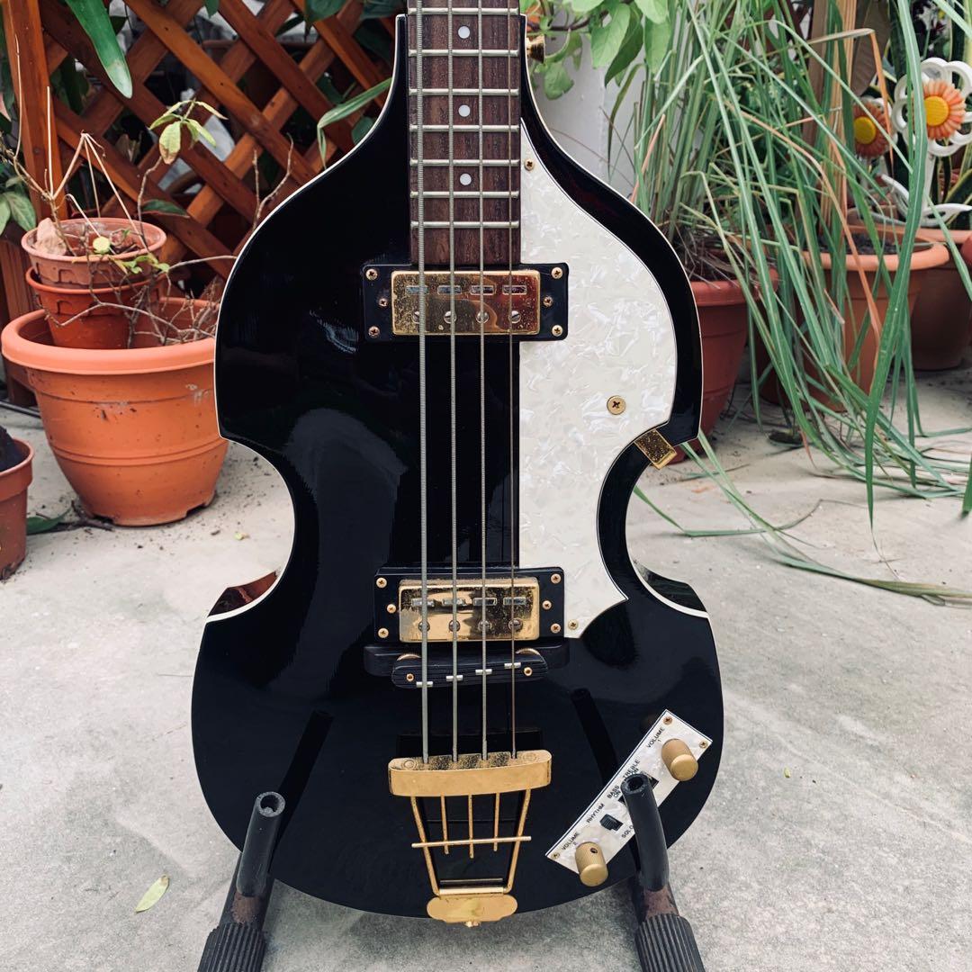 Hofner P-Bass + Laney Amp, Hobbies & Toys, Music & Media, Musical ...